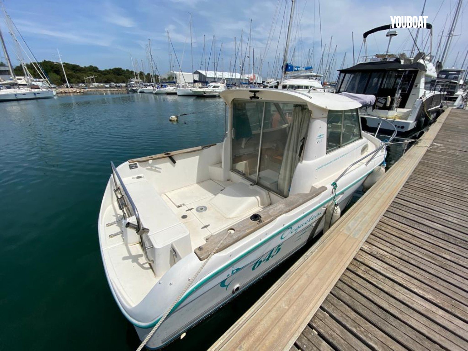 Vente Ocqueteau 645 timonier occasion - Bateau à Moteur avec Cabine à ...