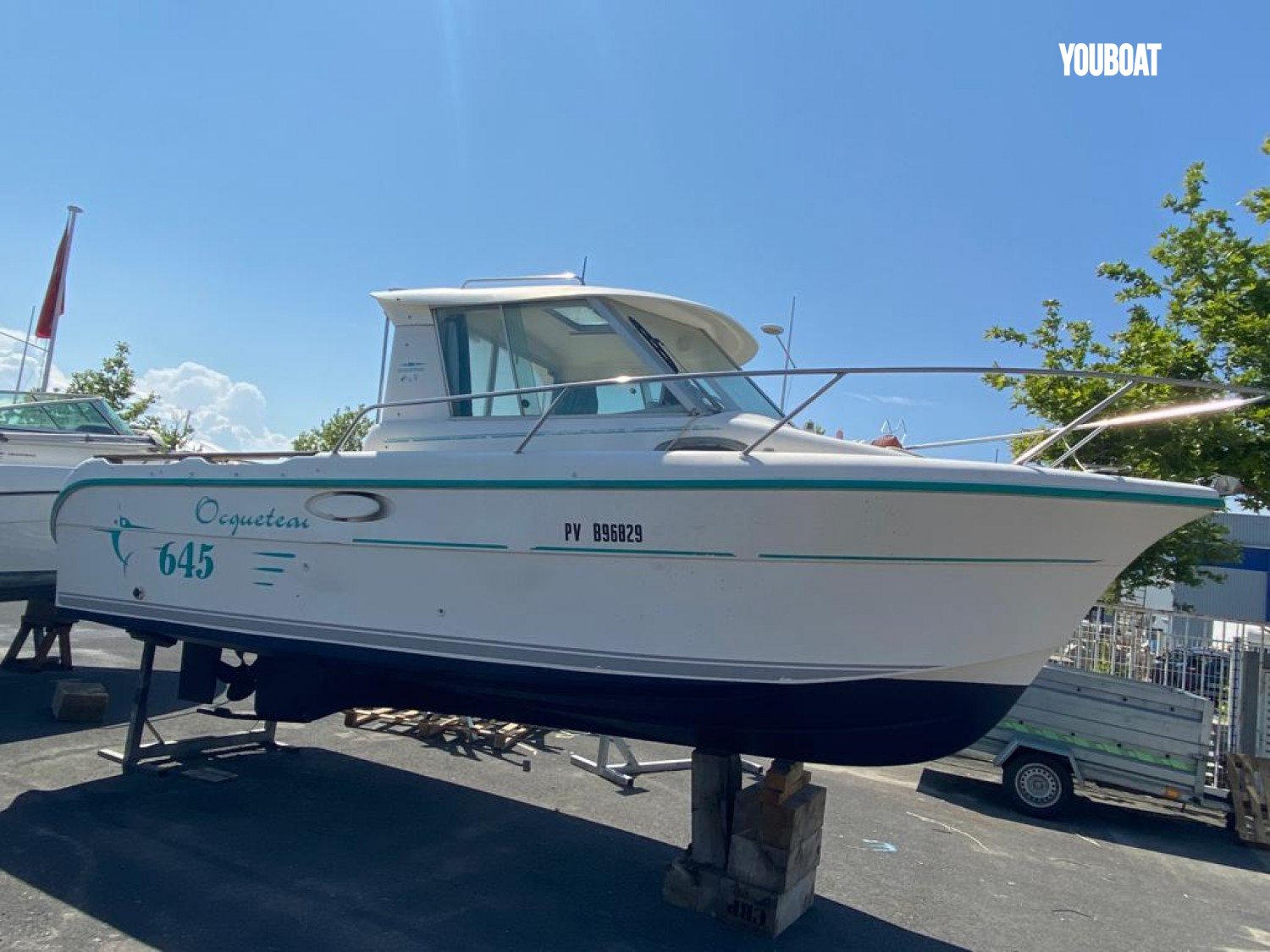 Vente Ocqueteau 645 timonier occasion - Bateau à Moteur avec Cabine à ...