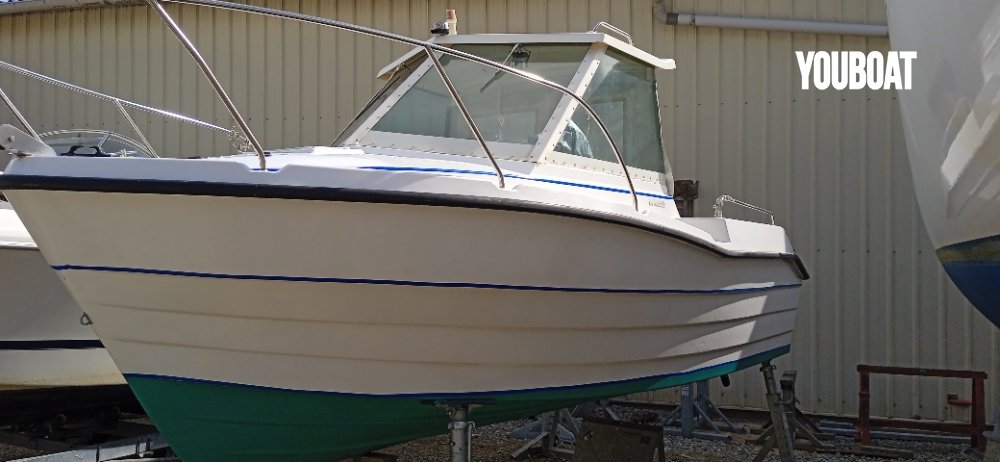 Vente Clear Liner 530 Timonier occasion - Bateau à Moteur avec ...