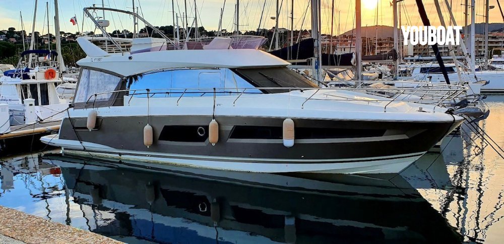 Vente Jeanneau Prestige 450 Fly occasion - Bateau à Moteur Vedette ...